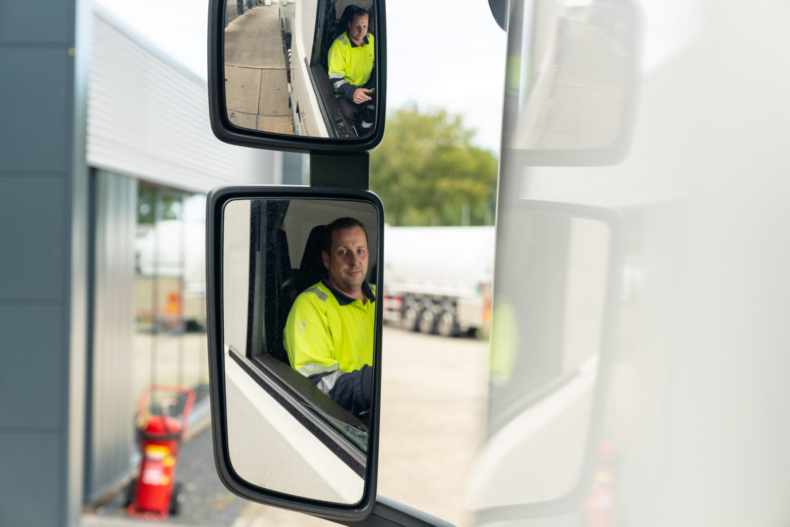Road Transport - Schenk Tanktransport (en)