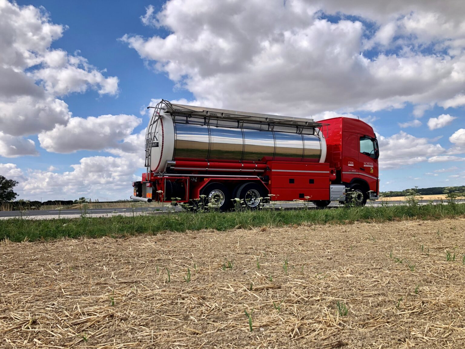 Chemicals - Schenk Tanktransport (en)